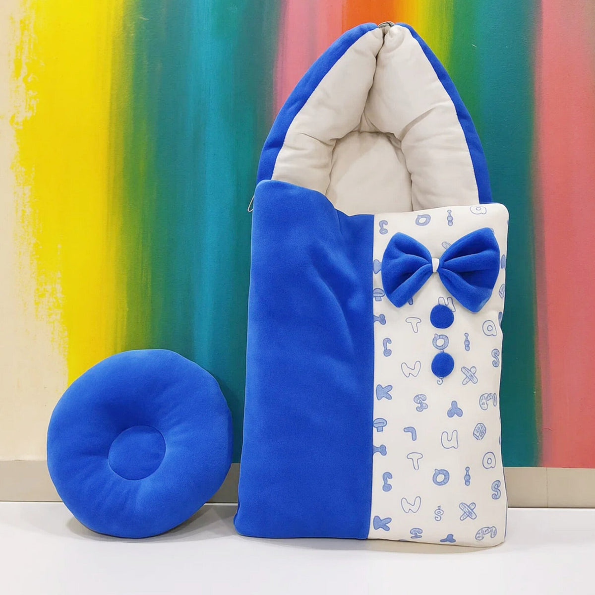 Velvet - Hooded Carry Nest - Blue - Bow & Numbers - 25– The Little Planet